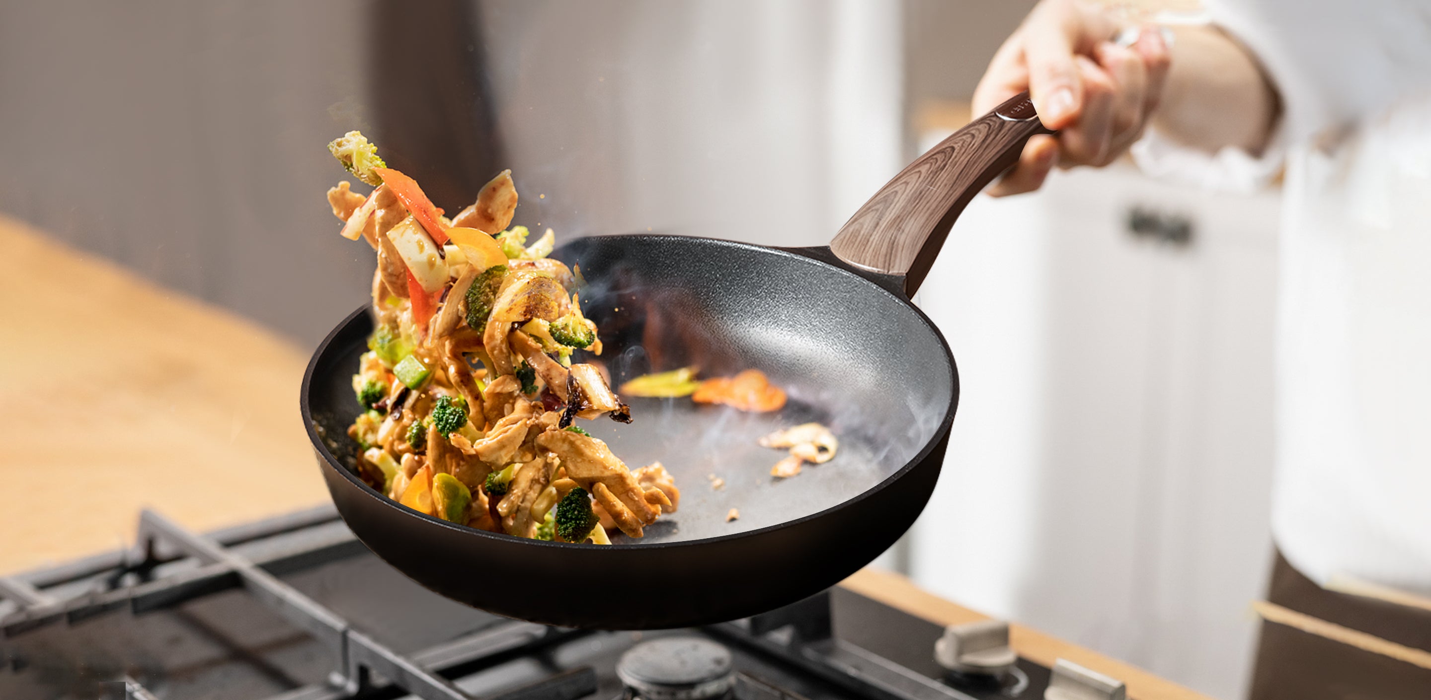 Simplify Your Stir-Fry Cooking with Nonstick Cookware – Sensarte Cookware